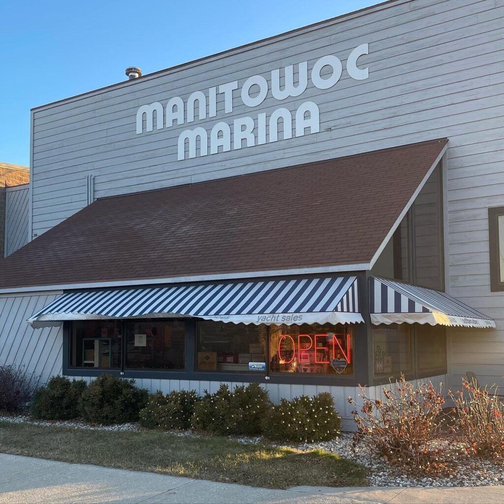 Outfitters Store - Manitowoc Marina, Boat Sales, Service, Dockage ...